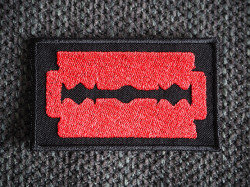 RAZORBLADE Patch (red) | Depressive Illusions Records